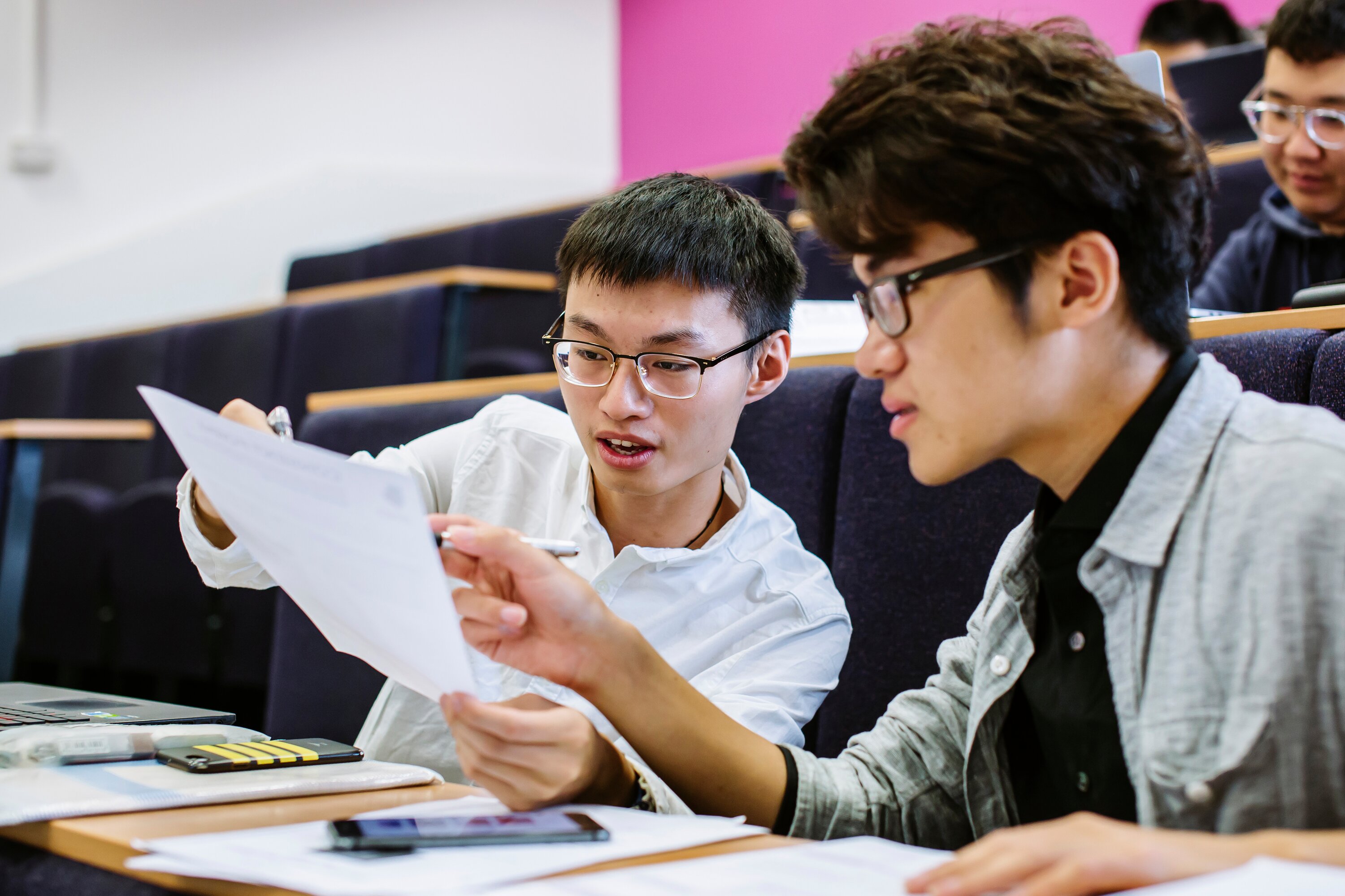 BA (Hons) Finance with Business Communication Top-up | University of ...