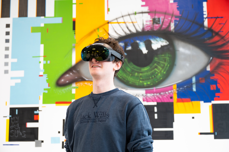 Centre for Creative and Immersive Extended Reality (CCIXR) | University ...