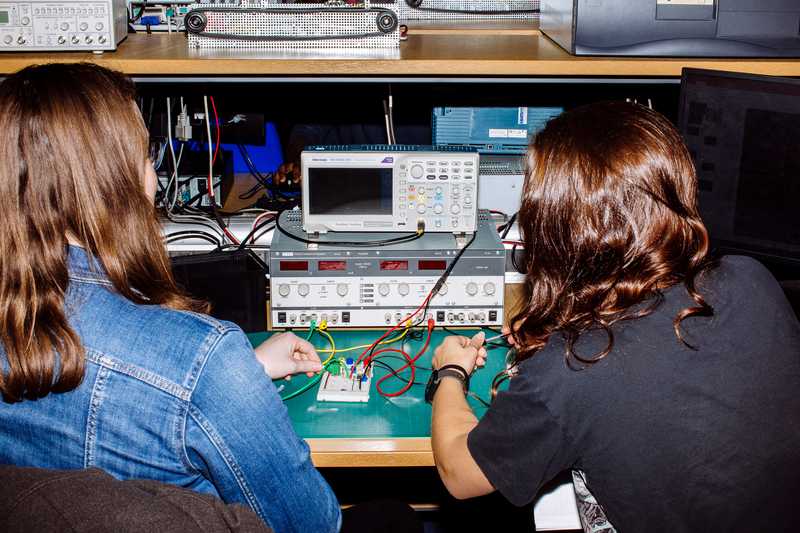 MSc Electronic & Electrical Engineering Master's | University of Portsmouth